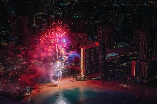 Aerial view of the weekly fireworks at the Hilton Hawaiian Village on ...